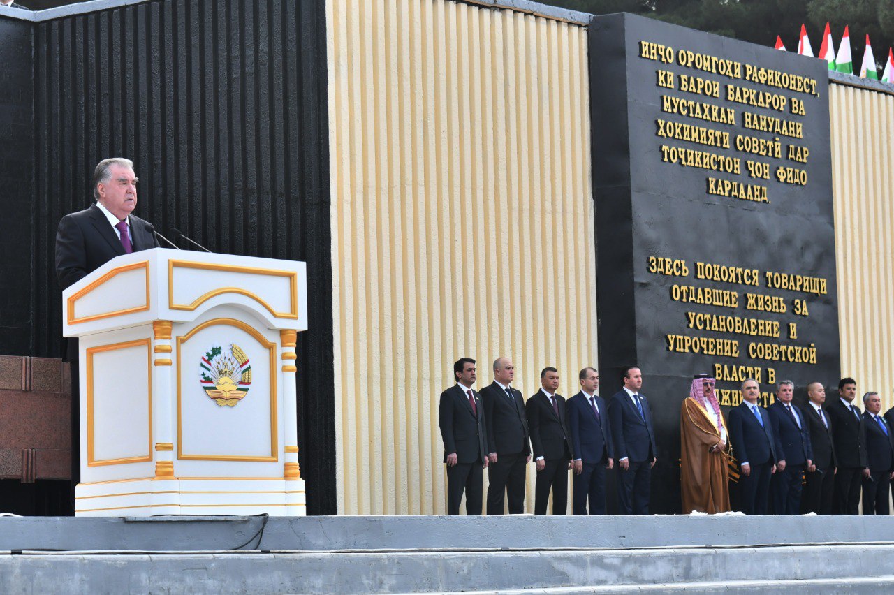 Emomali Rahmon took part in the military parade in Victory Park in ...