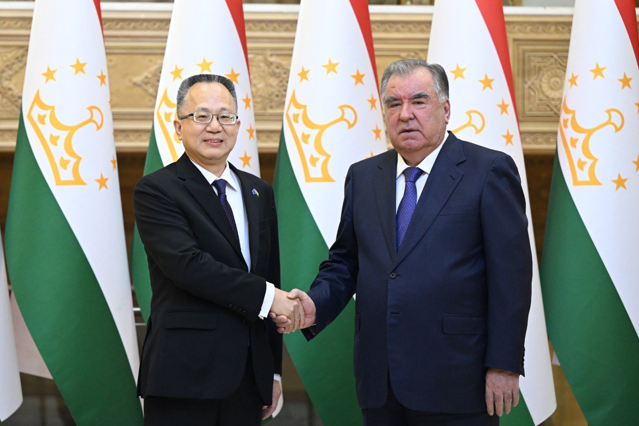 Emomali Rahmon held talks with ADB Vice President Ingmin Yang in ...