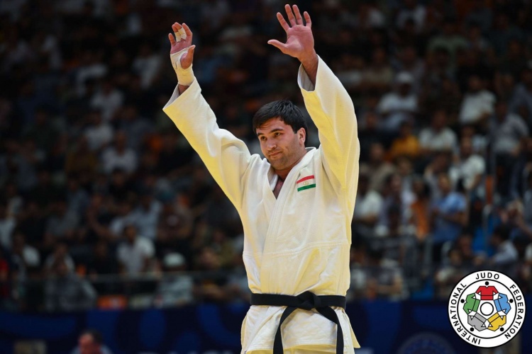 Temur Rakhimov wins bronze at 2025 World Judo Championships ...