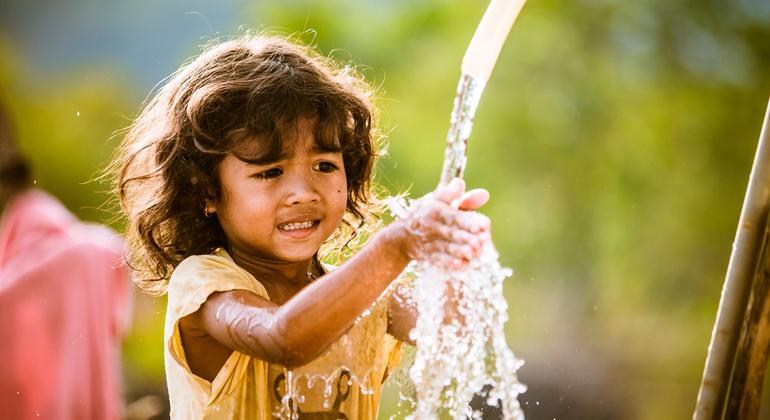 UN: More than 2 billion people lack access to safe drinking water ...