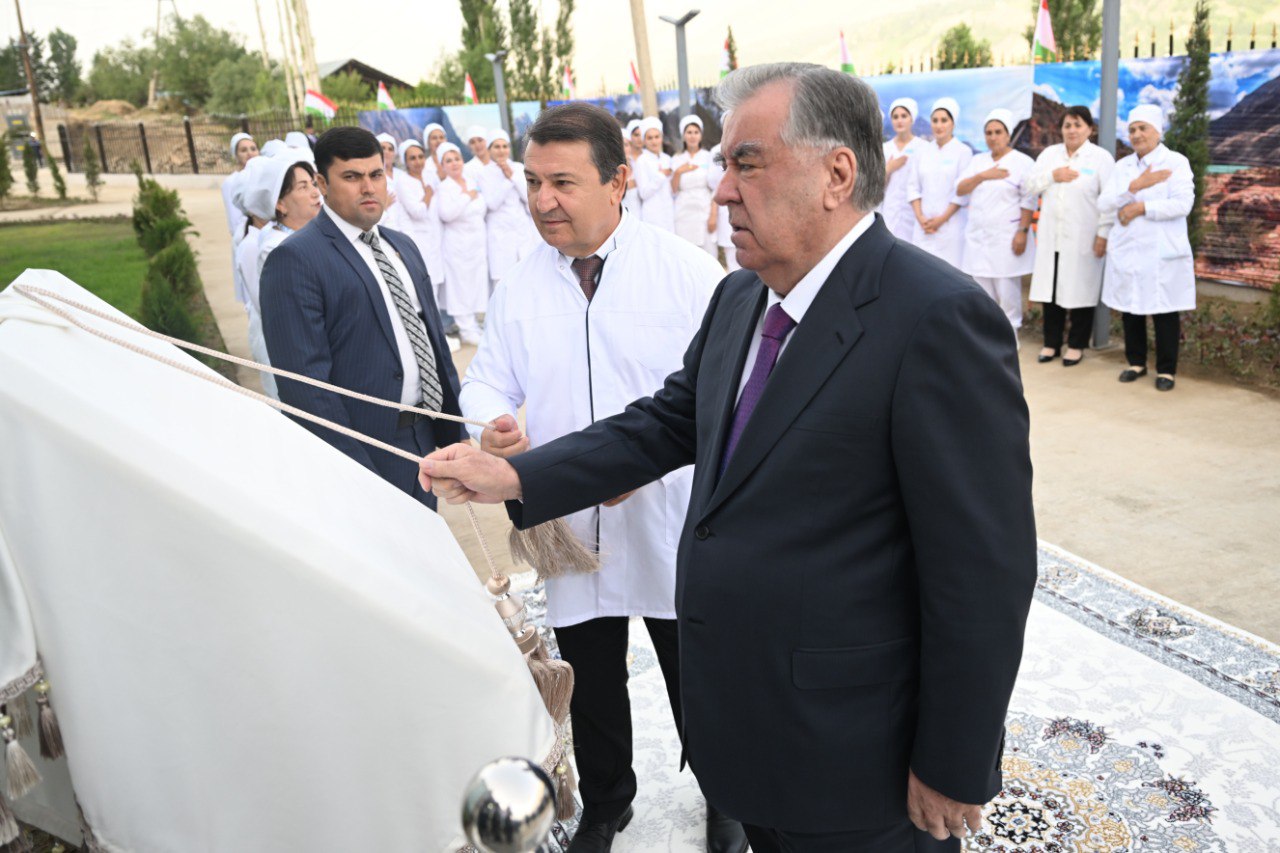 Emomali Rahmon opened a new Central Hospital in Shugnan District ...