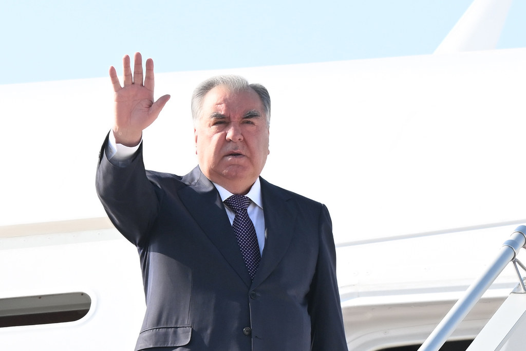 Emomali Rahmon left for a working visit to the Republic of Azerbaijan ...