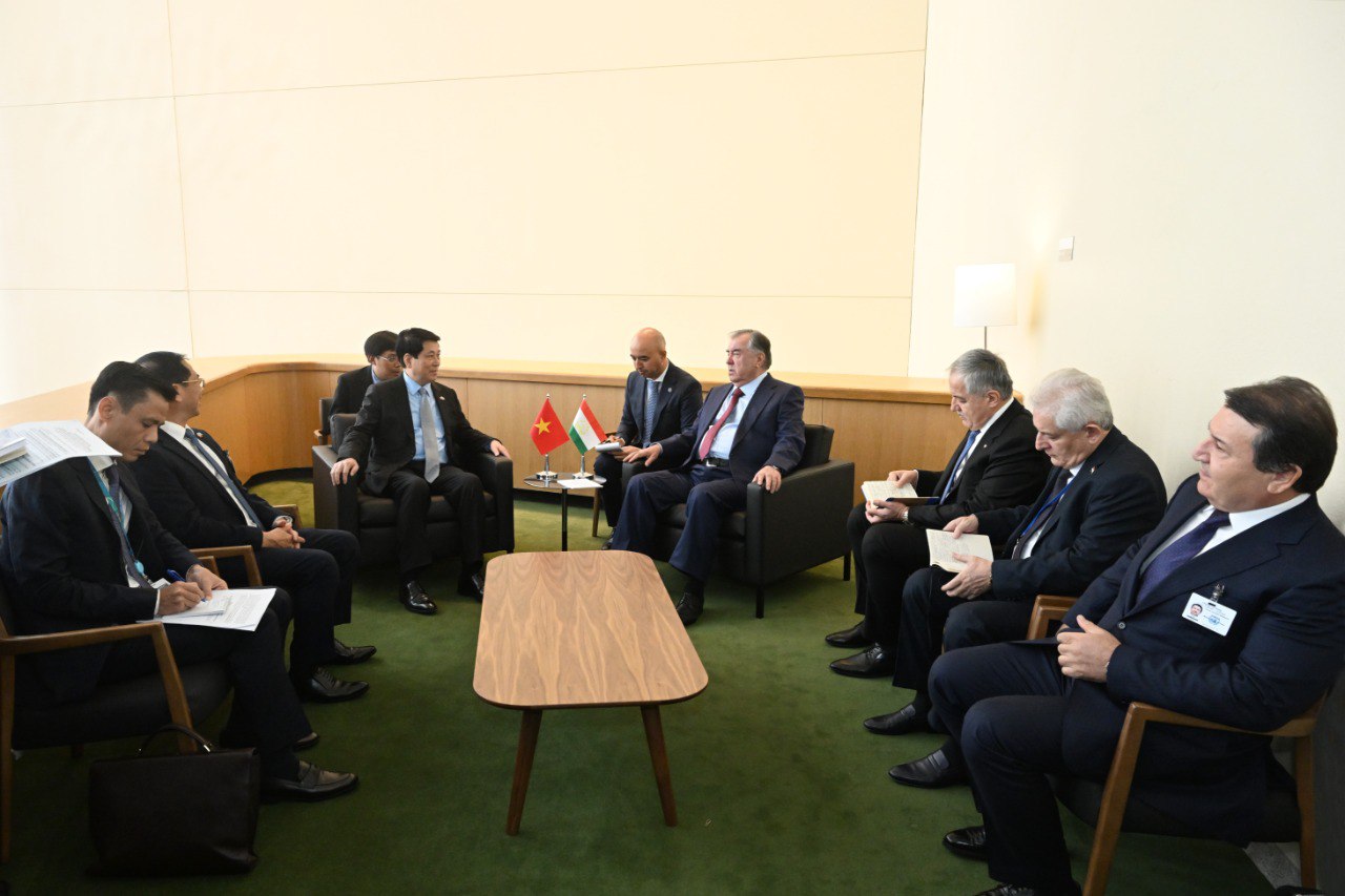 Emomali Rahmon met with the President of Vietnam in New York - Tajikistan News in English