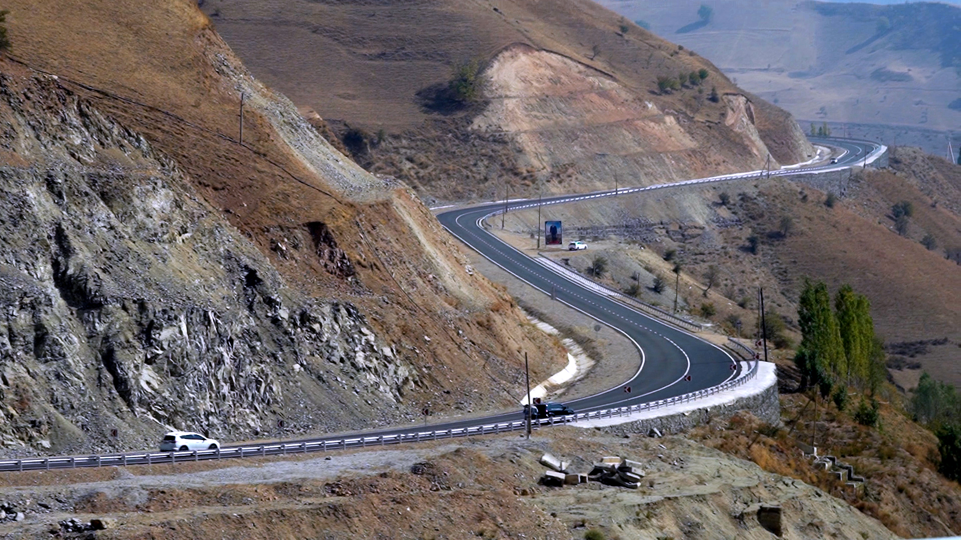 The fully constructed Obigarm-Nurobod road section within the CAREC ...
